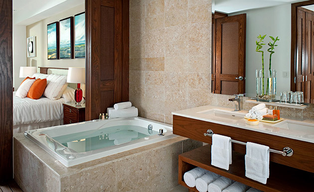 Grand Mayan Accommodations - The GRAND MAYAN, Voted the Best Resorts in ...